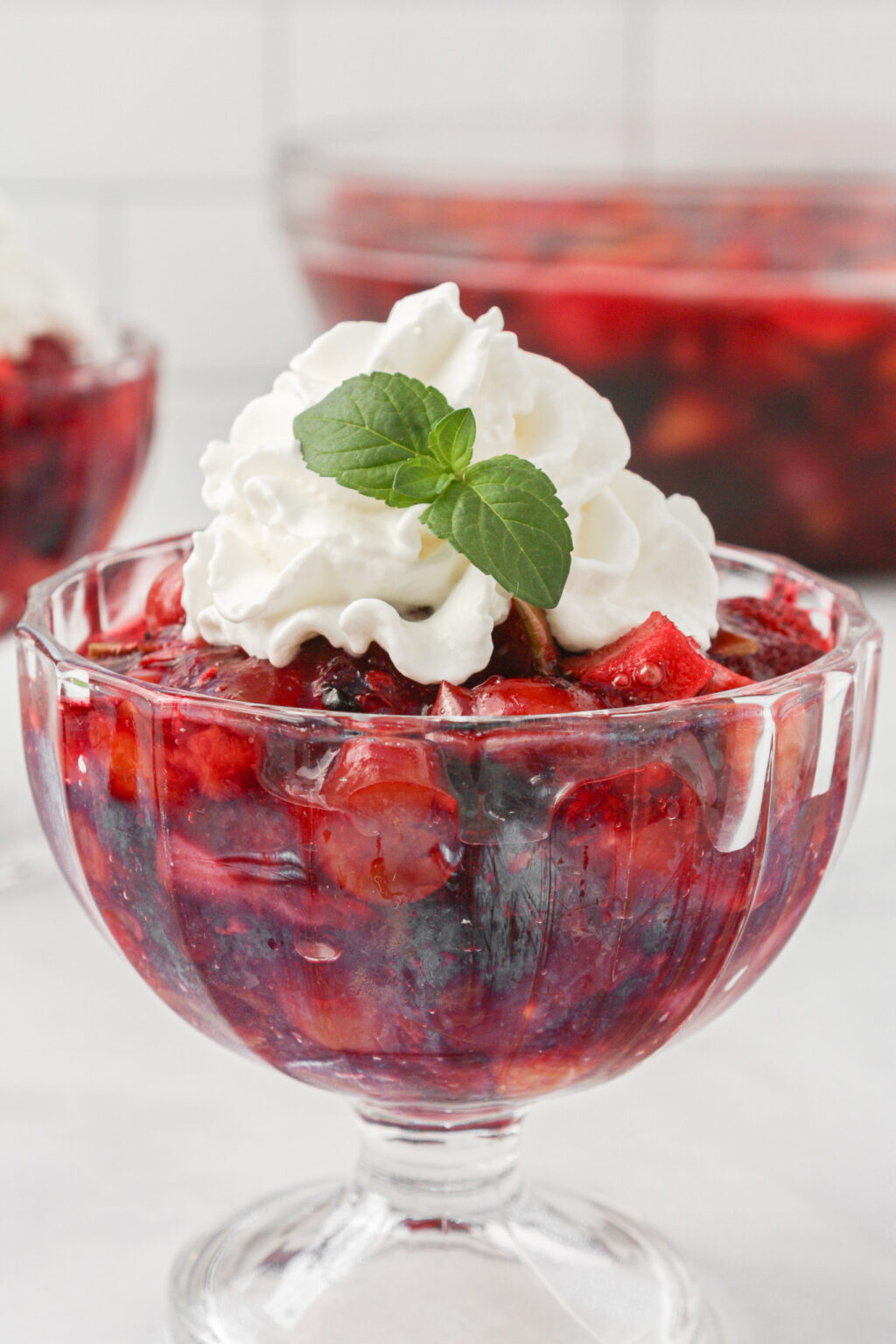 Easy Raspberry Jello Fruit Salad Recipe | thetickledtastebud.com